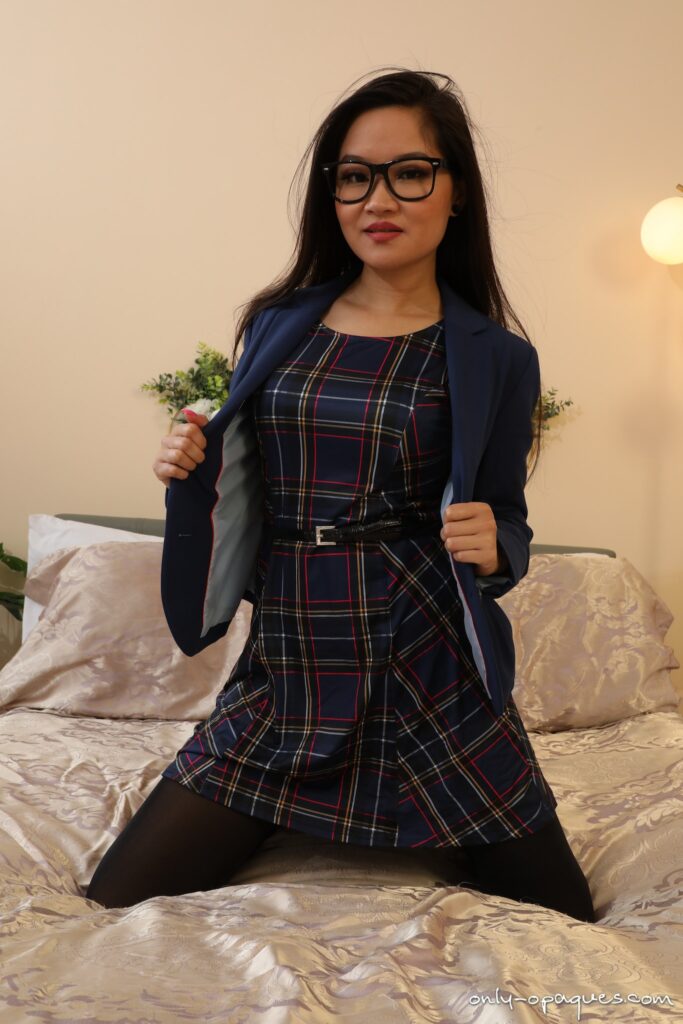 Only-Opaques Louisa Lu in a plaid minidress and opaque pantyhose - OAS Cash